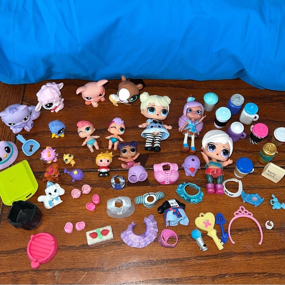 Toys | Lol Surprise Dolls Pets Accessories Lot | Poshmark